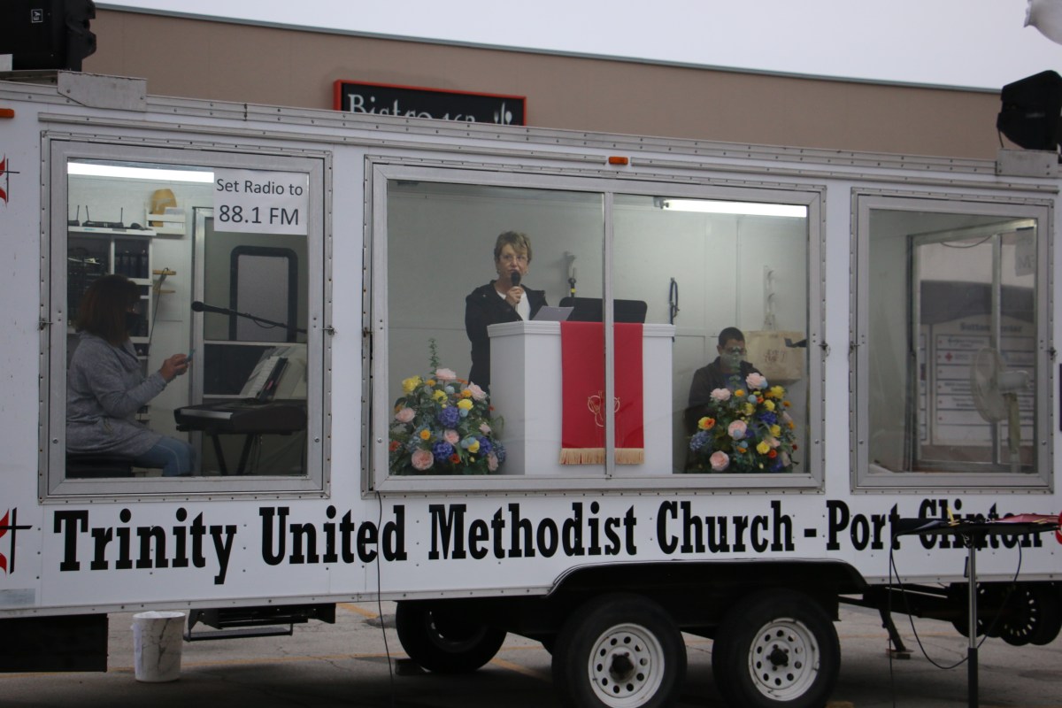 Congregation Uses Its Worship Wagon to Spread the Love of Christ – East ...